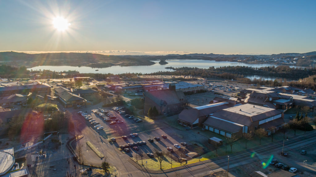 Albatross i Aksdal er fortsatt på vingene. - Berge Sag og Trelast AS